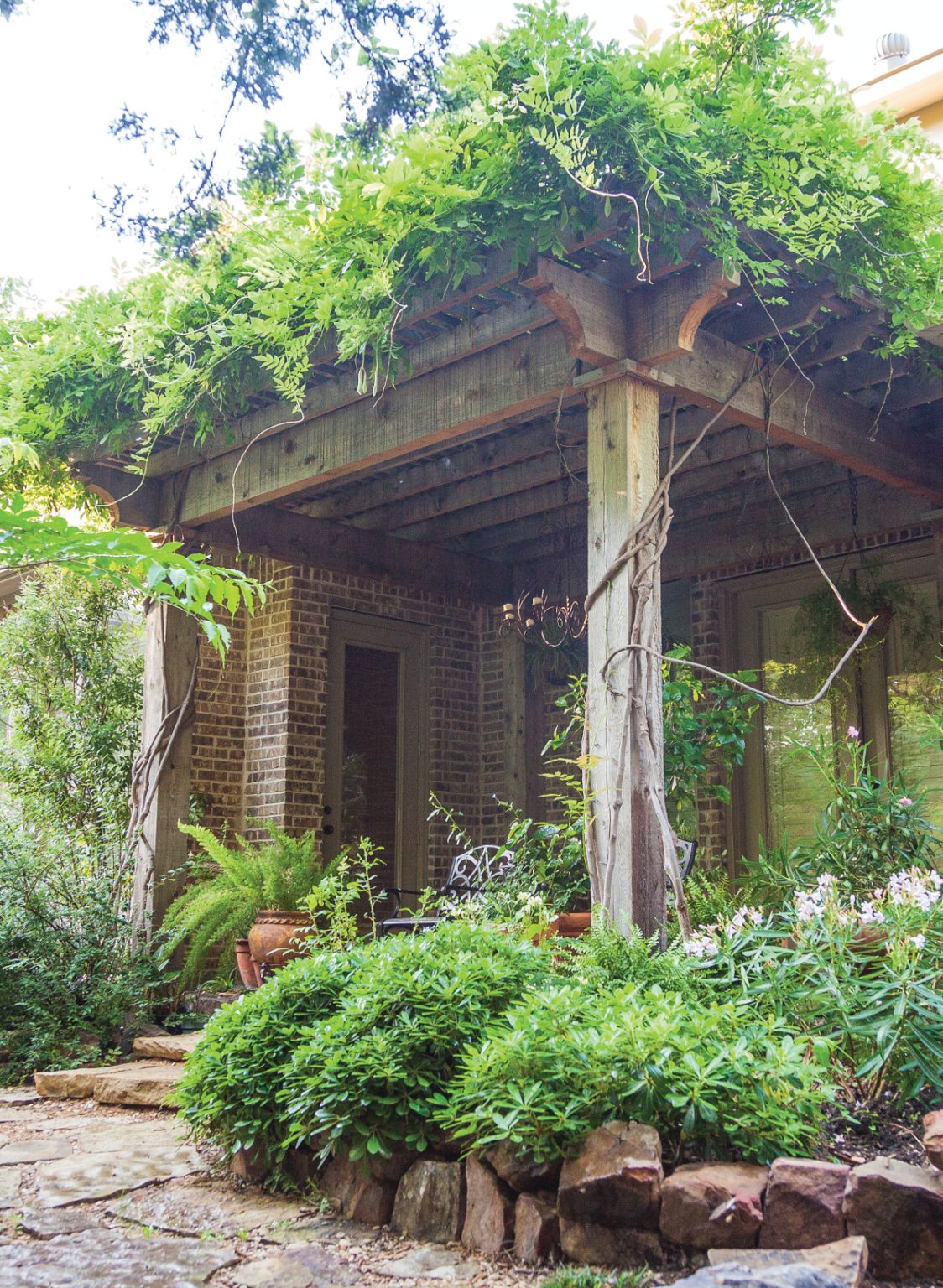 Welcome to the Shady Side - Living Magazine