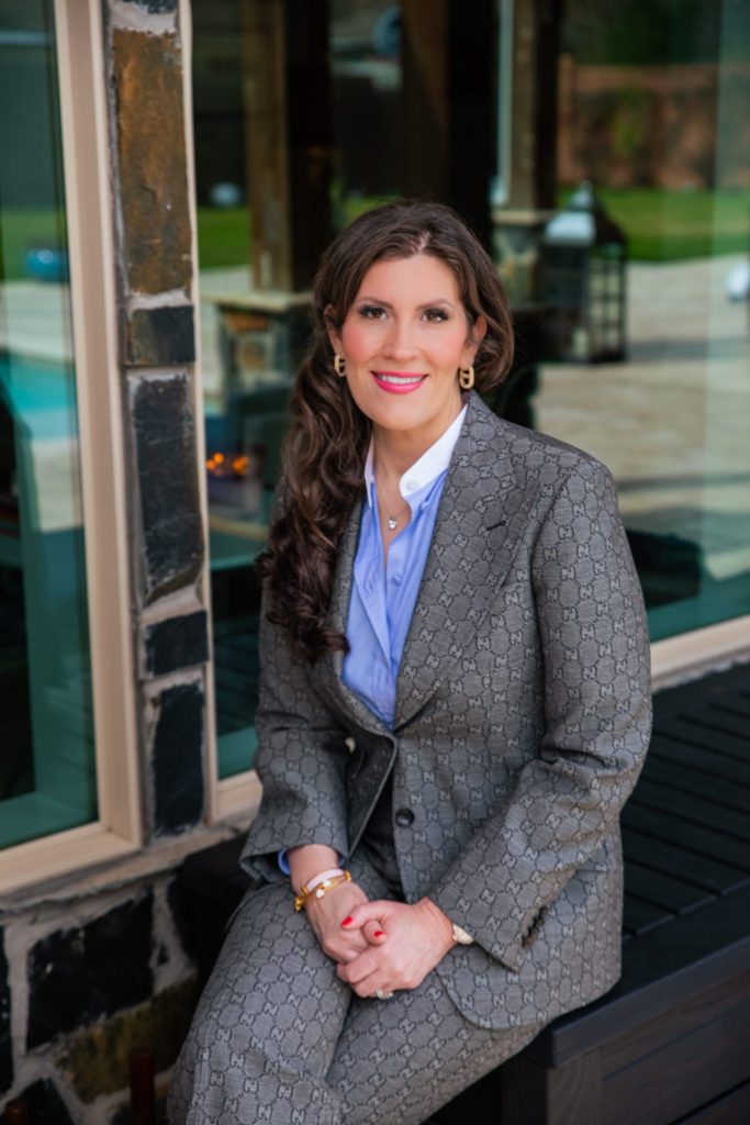 Lauren Campbell, MD, FAAD - Cypress Dermatology | Leading Women