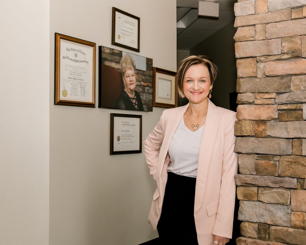 Deonna Fulfer Osborn, CPA - Fulfer and Associates, Inc. | Leading Women