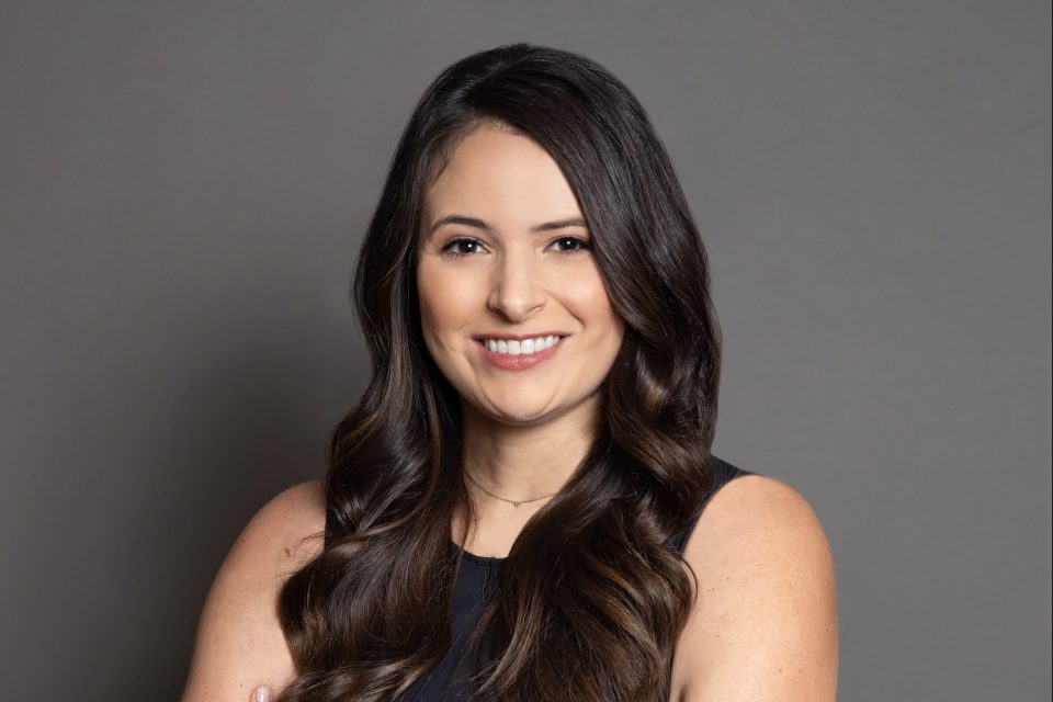 Alexis Aranda - Leading Women 2022 - Living Magazine